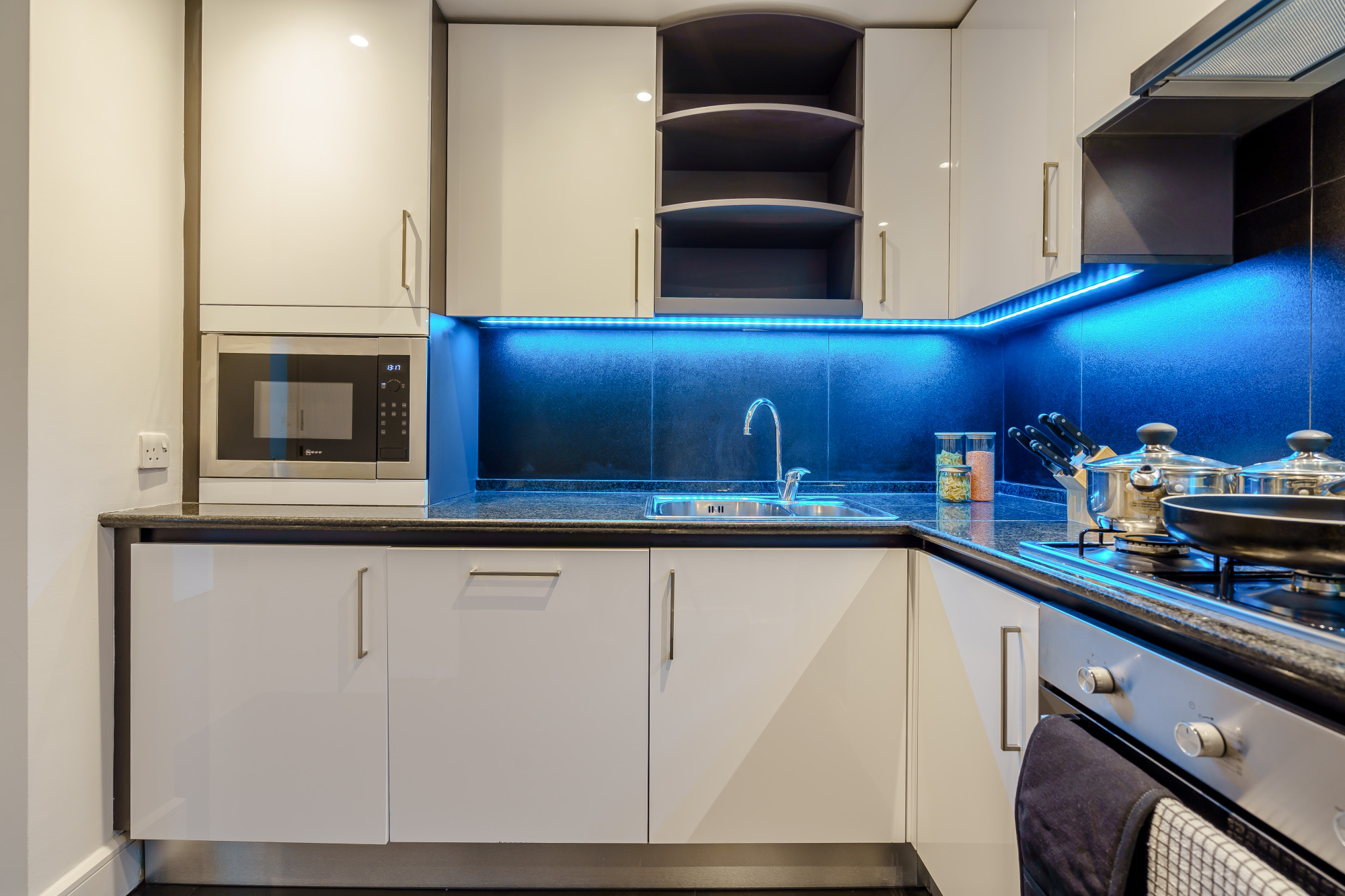 Circus Apartments New Build Developments For Sale | Canary Wharf ...